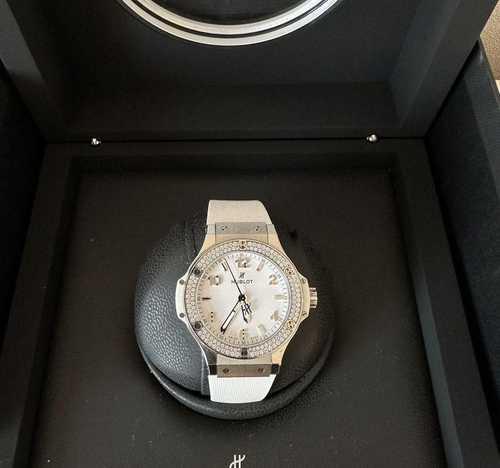 Женские часы hublot