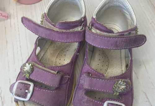 Босоножки сандалии детские 24размер