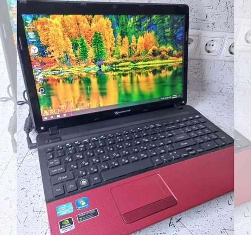 Ноутбук Packard Bell. Core i3. GeForce. SSD 256 GB