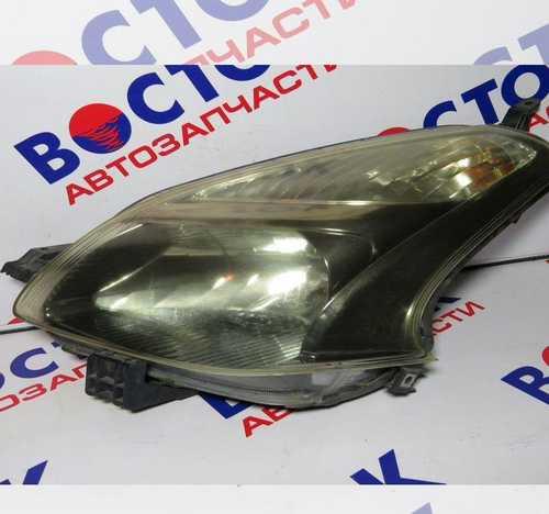 Фара Лево toyota ractis NCP100, NCP105, SCP100