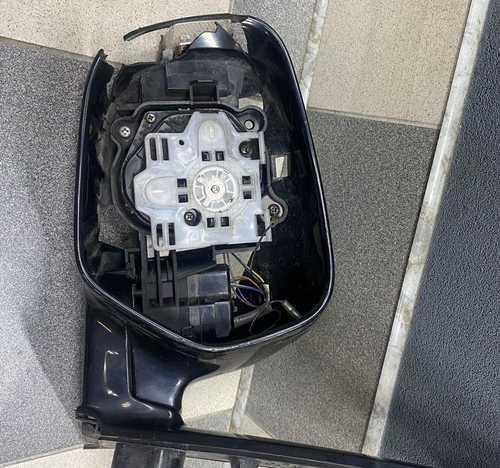 Mitsubishi Grandis зеркала