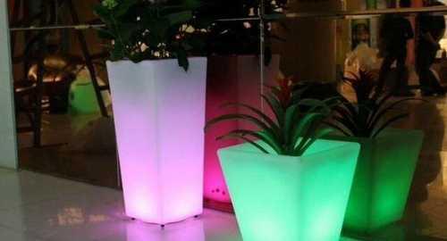 Светодиодная LED ваза Конус 400х400х900мм (аккум)