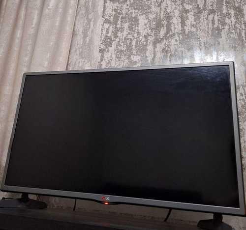 Телевизор LG 32 (80 см)