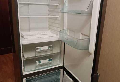 Холодильник Electrolux под ремонт
