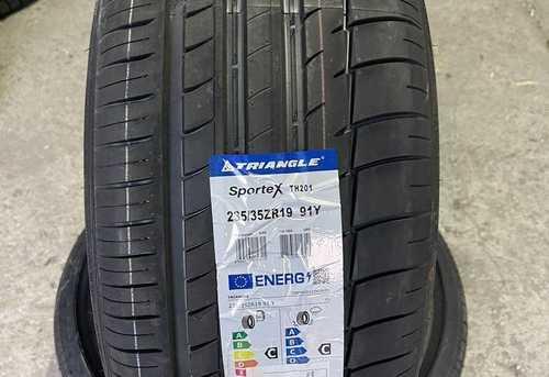Triangle TH201 235/35 R19 91Y