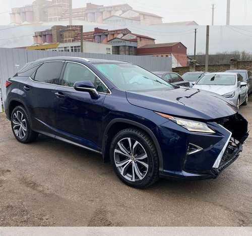 В разборе Lexus RX 4