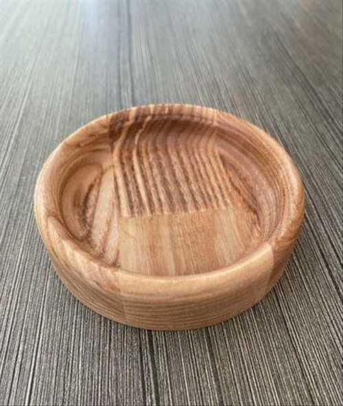 Новая деревянная солонка сделана своими руками