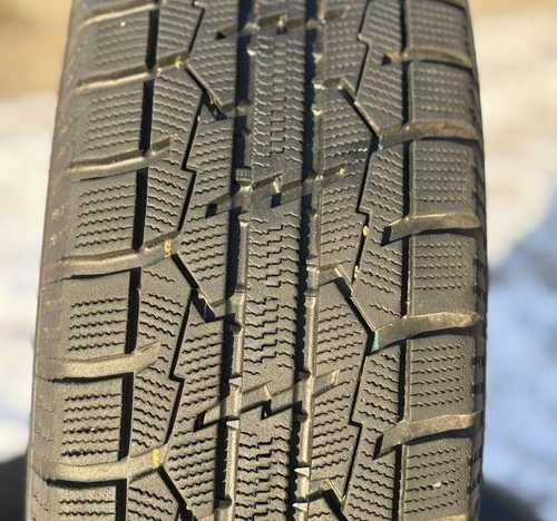 Toyo Observe Garit GIZ 185/70 R14