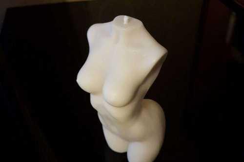 Свеча. Сувенир. Статуэтка в форме женского тела