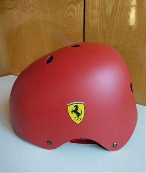 Защитный шлем Ferrari. Shell