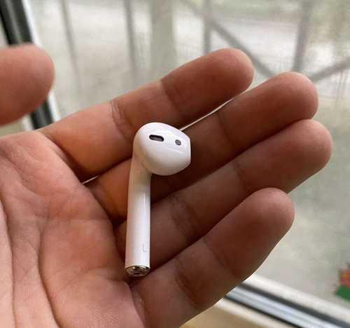 Наушники earpods левый