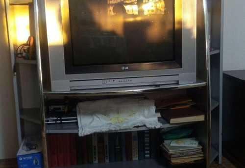 Тумба и телевизор