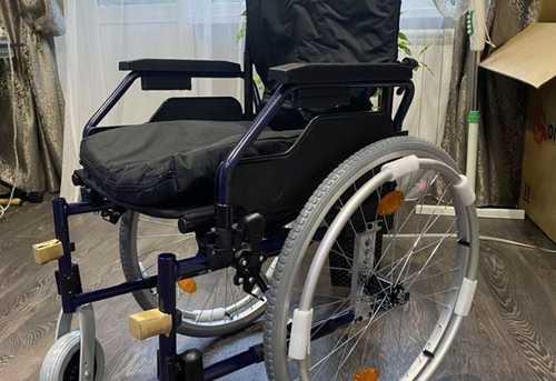 Инвалидная коляска Ortonica Base Lite 300