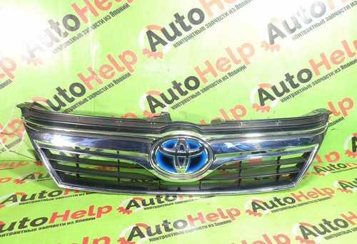 Решетка радиатора toyota camry AVV50 1 модель