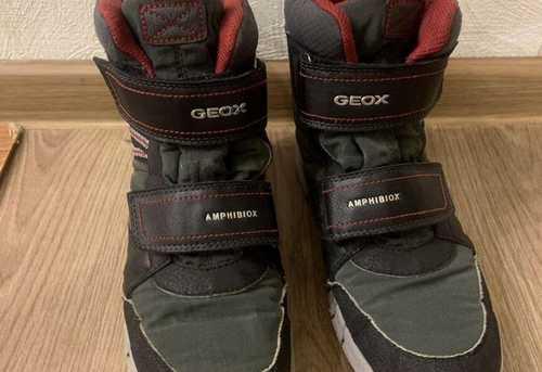 Ботинки зимние Geox 37