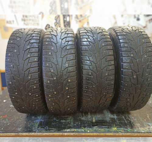 Hankook Winter I'Pike RS W419 215/65 R16