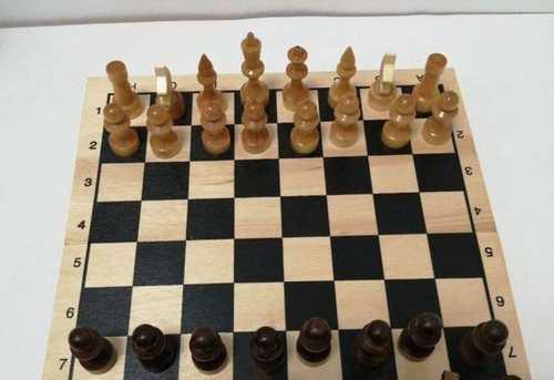 Шахматы деревянные (43х43см)