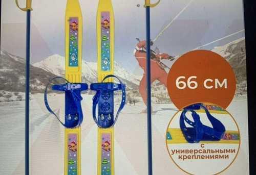 Лыжный комплект с палками ; пластиковые лыжи