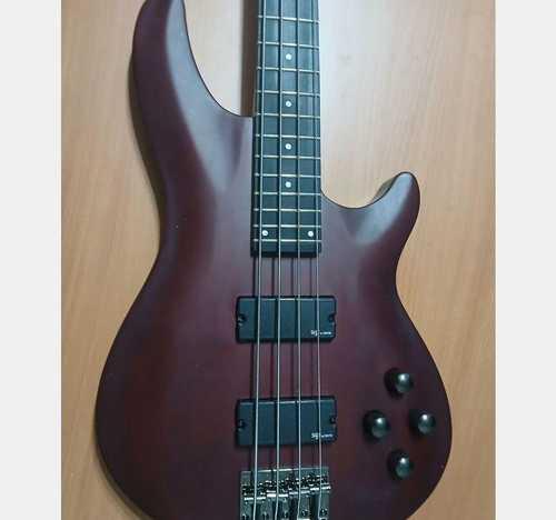 Бас-гитара Schecter SGR C-4 bass WSN