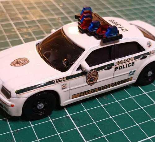 1/43 Maisto Bburago Chrysler 300C Police