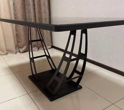 Обеденный стол с металлическим основанием"Авелино"