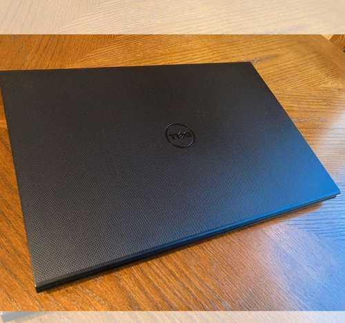 Dell i3, ram 8gb, Nvidia 2gb, ssd 512gb