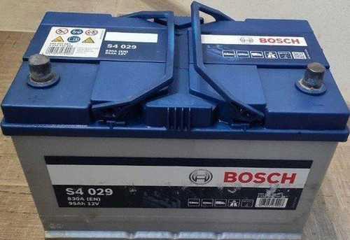 Аккумулятор Bosch Asia S4 Silver 95Ah 830А S40 290