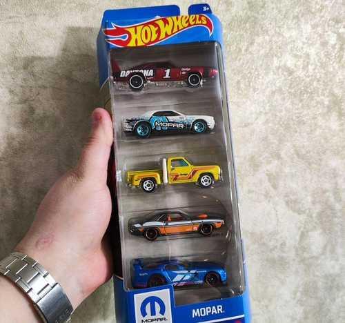 Hot Wheels mopar 5-Pack (HTV48)