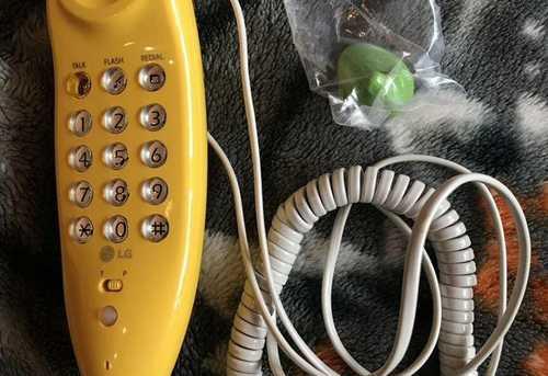Телефон-банан LG