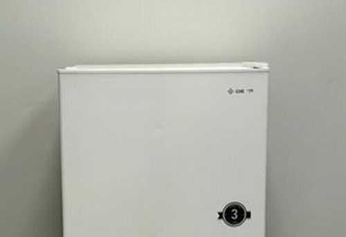 Холодильник с морозильником dexp RF-CD170NMA/W(E)