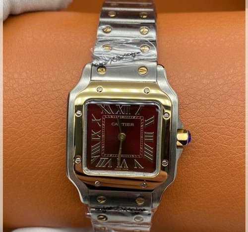 Женские часы Cartier