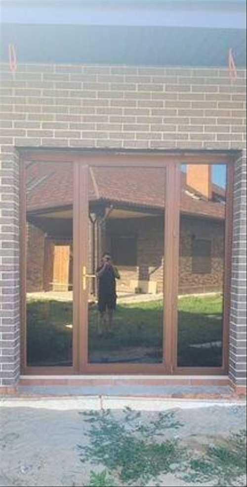Дверь входная деревянная со стеклопакетом