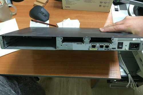 Маршрутизатор cisco 2600