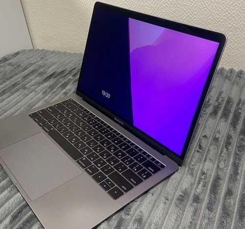 Macbook pro 13 2017