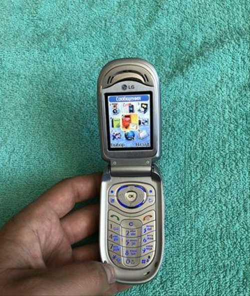 Телефон LG F2400 (В Колекцию)