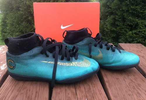 Сороконожки Nike Mercurial