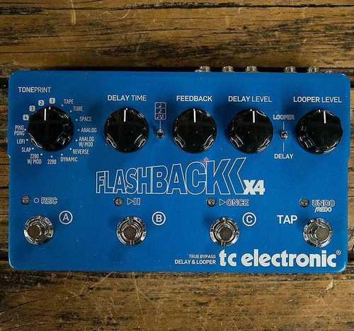 Процессор tc electronic flashback x4 delay, looper