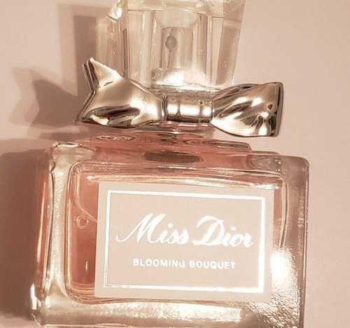 Туалетная Miss Dior