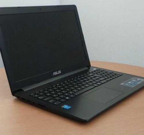 Ноутбук Asus X554L