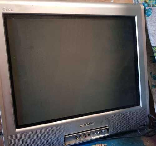 Телевизор Sony trinitron