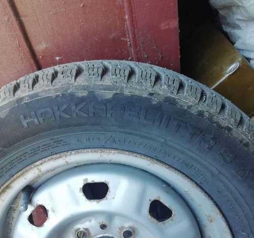 Nokian Tyres Hakkapeliitta 8 175/70 R13 82T