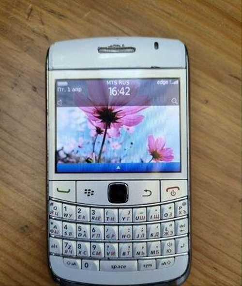 Продам BlackBerry bold 9700