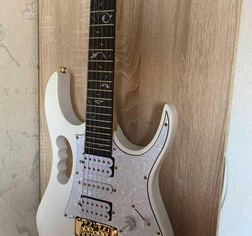 Электрогитара ibanez steve vai