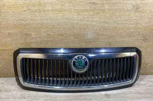 Решетка радиатора Skoda Fabia дорест 130424