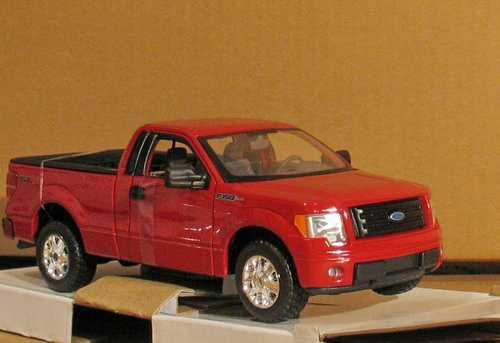 Модель авто Ford F-150 М 1/24 N42