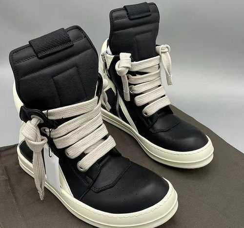 Rick owens geobasket на руках