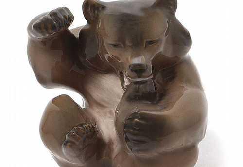 Фарфоровая фигура "Медведь". Royal Copenhagen