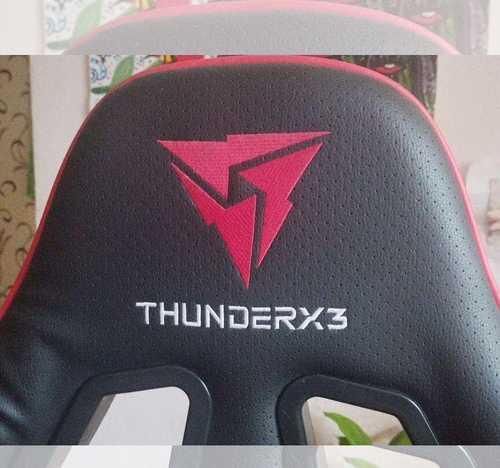 Игровое кресло thunderx3