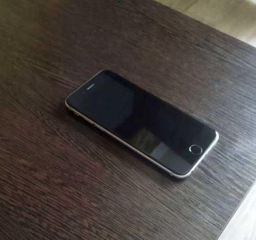 iPhone 6S, 64 ГБ