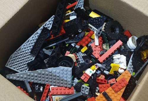Коробка с lego